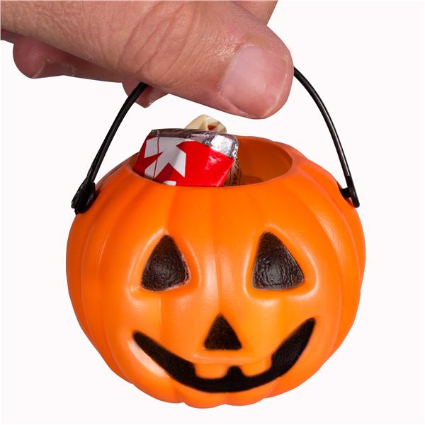 candy pumpkin holder